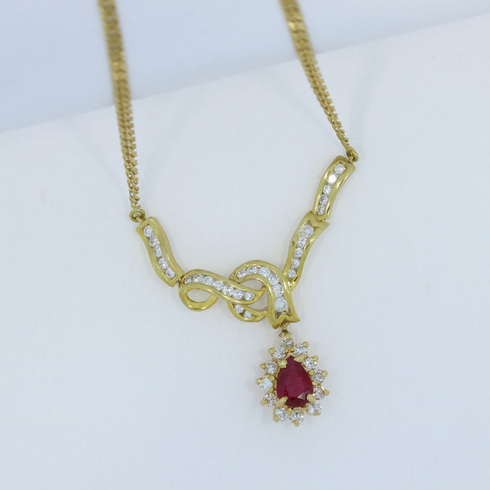 Pre Owned 18ct Yellow Gold Ruby & Diamond Necklace Approx Diamond Weig ...